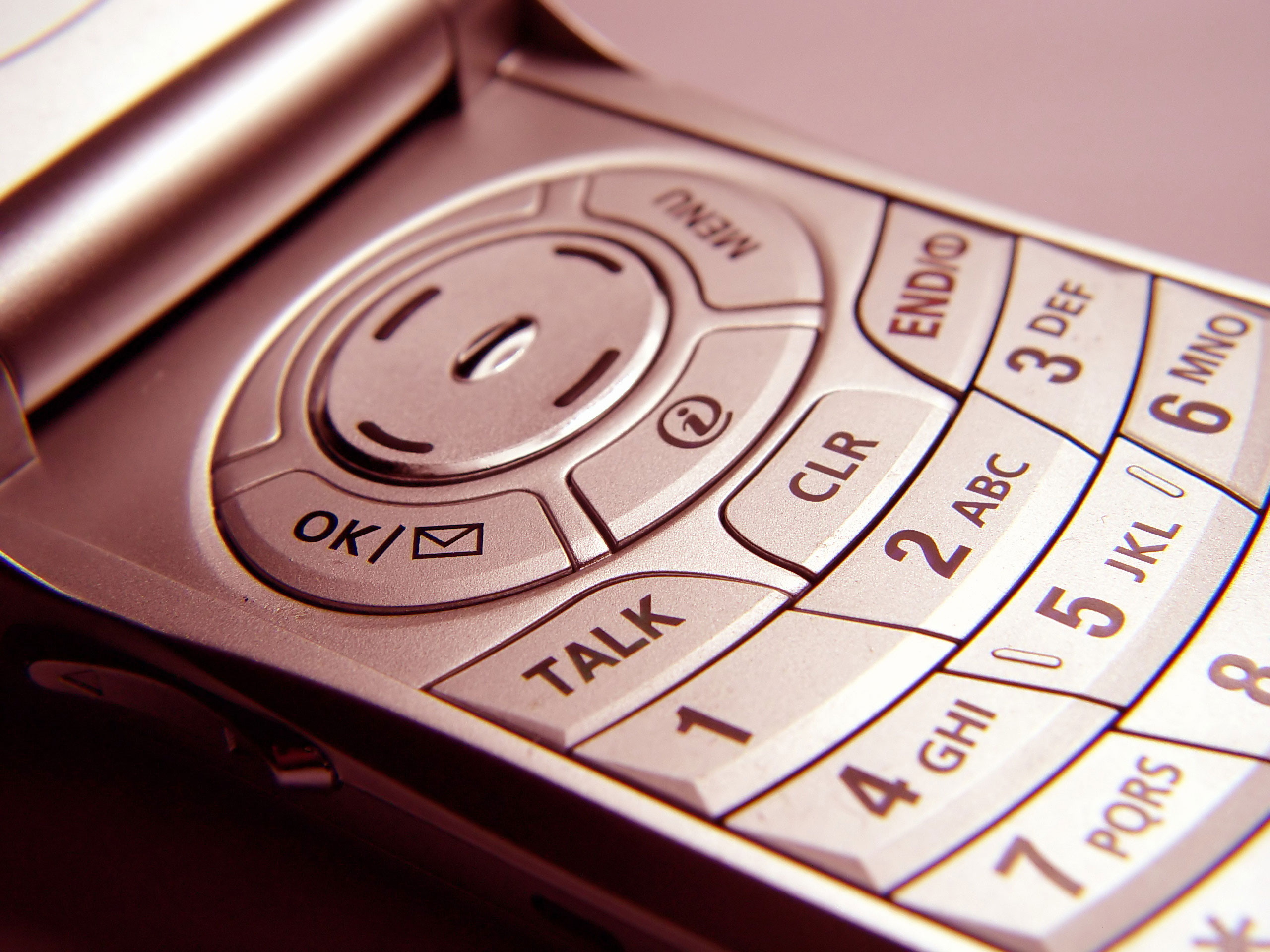 The Flip-phone Factor | Business Jet Traveler