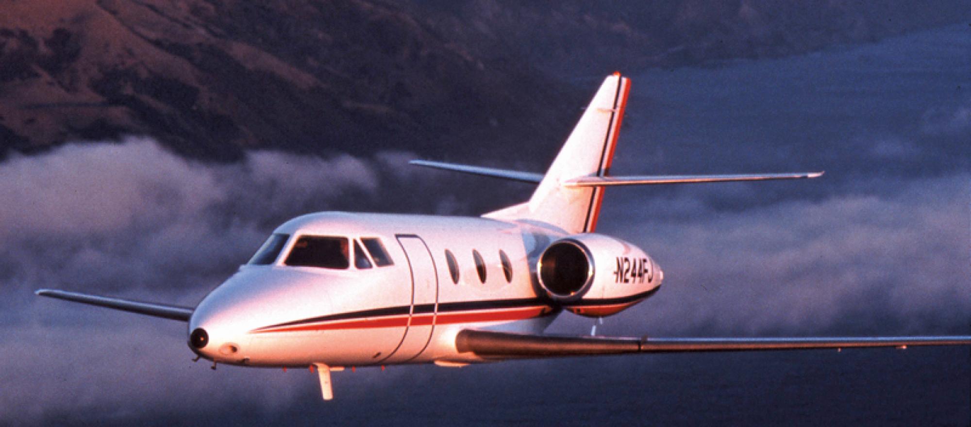 Dassault Falcon 10/100 | Business Jet Traveler