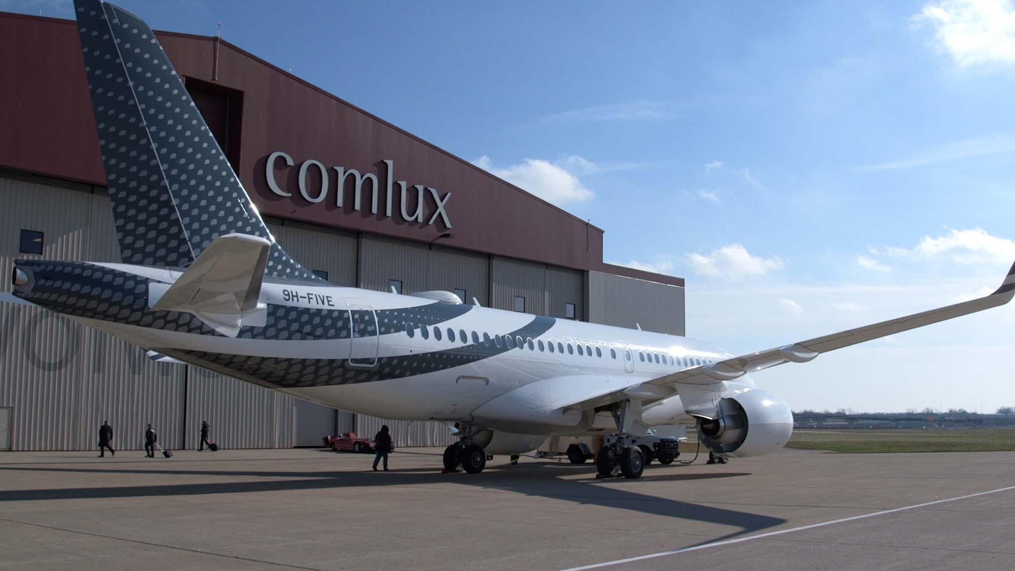 A Rare Look Inside The First ACJ TwoTwenty | Business Jet Traveler